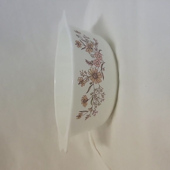 Pyrex | Kitchen | Vintage Pyrex Woodland Country Autumn Floral Baking ...